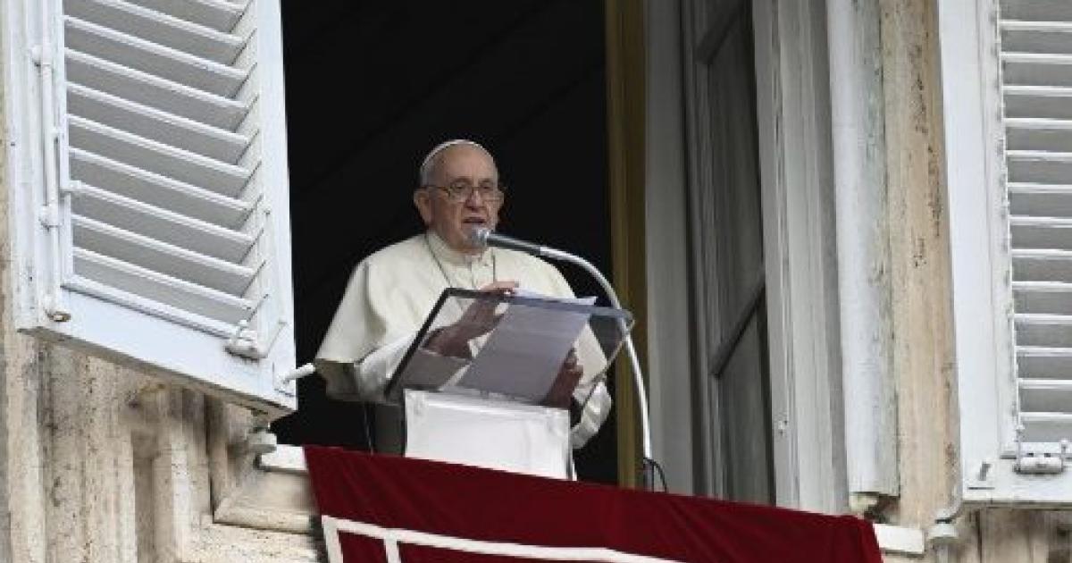 Kinh Truyền tin với Đức Thánh cha: Khi lắng nghe nhau, chúng ta sẽ ...